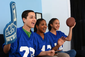 Ideas for Entertaining During Football Season | Rent-A-Center