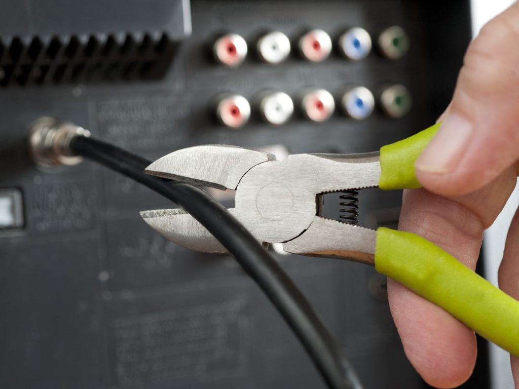 Cut the Cord: How to Cut Cable & Still Watch TV | Rent-A-Center